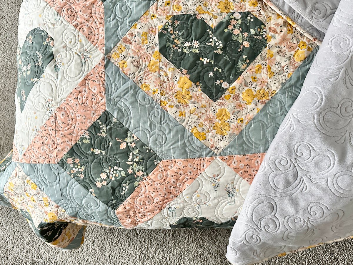 Presenting... the Unconditional Quilt Pattern – Charlie Bear Quilts